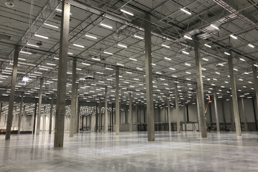Zalando: Zalando Lounge and Fiege partner up to operate fulfillment ...